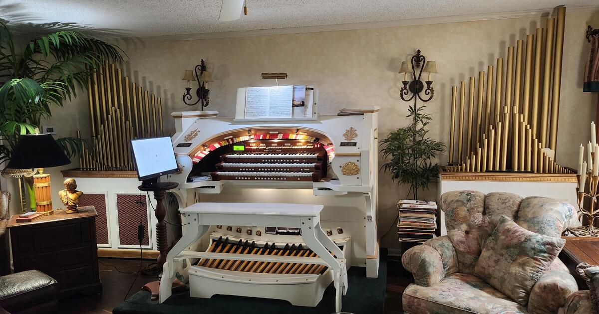 VTPO Virtual Theater pipe Organ for $28000 in Tampa, FL | For Sale ...