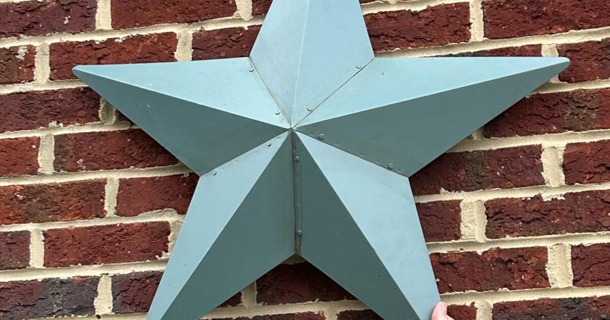 Metal Wall Star Decor for $15 in Raleigh, NC | For Sale & Free — Nextdoor