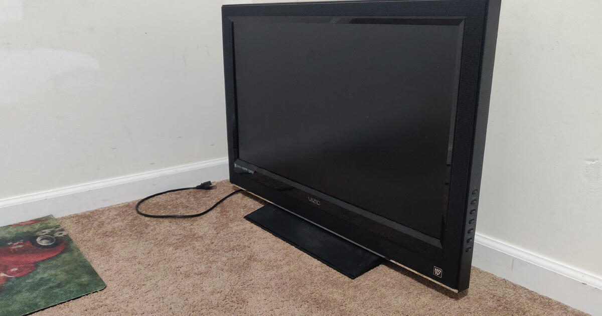 Vizio VO32L HDTV10A for Free in Westfield, IN | For Sale & Free — Nextdoor