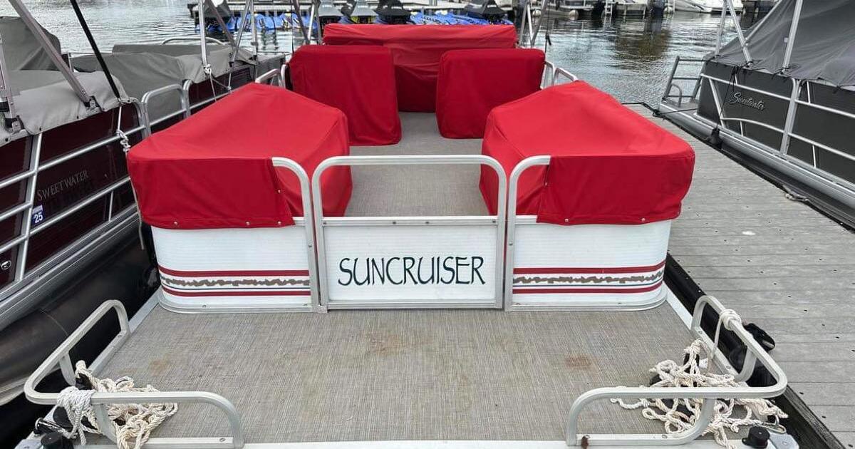 1995 Suncruiser Pontoon Boat for $8000 in Loudon, TN | For Sale & Free ...