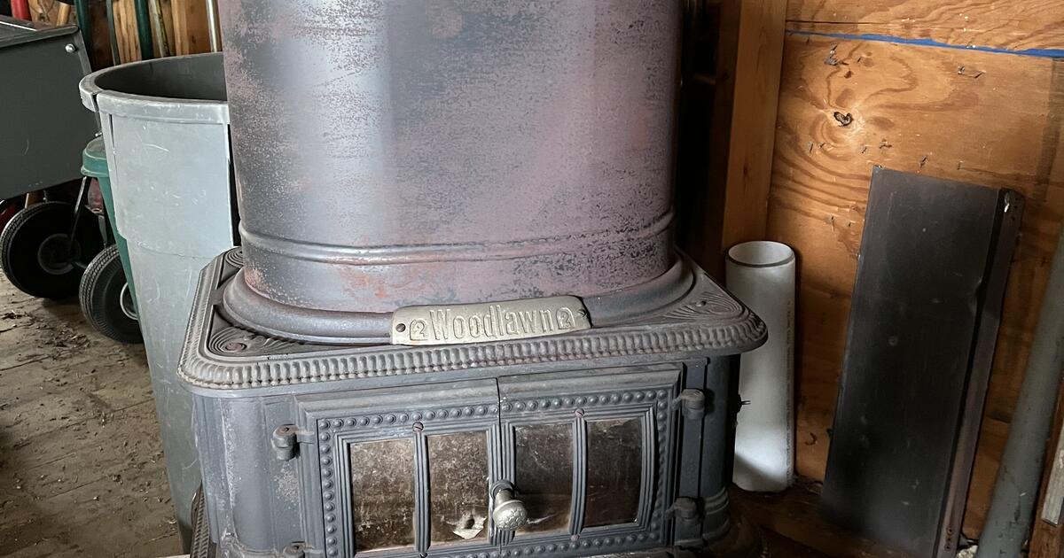 Woodlawn Cast Iron Stove for $25 in Harvard, MA | For Sale & Free ...