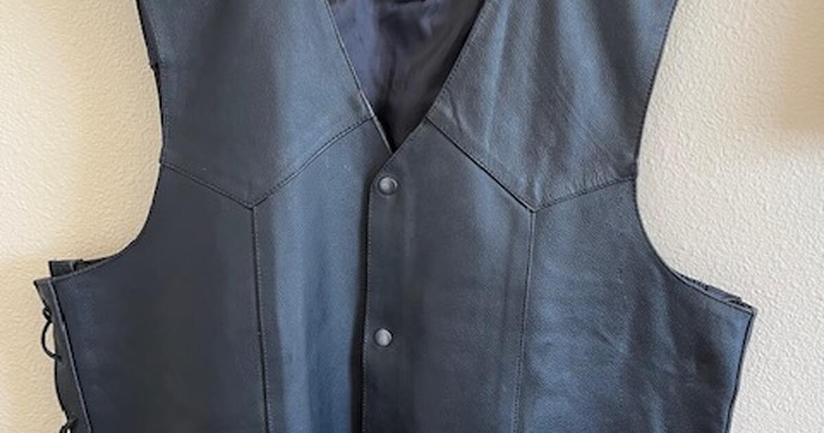 Street & Steel Vest for $10 in Meridian, ID | Finds — Nextdoor