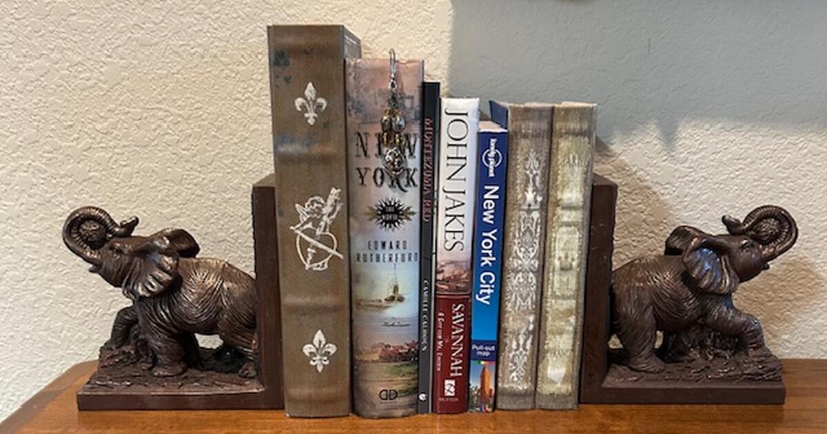 ELEPHANT BOOKENDS (PAIR) for $10 in McKinney, TX | For Sale & Free ...