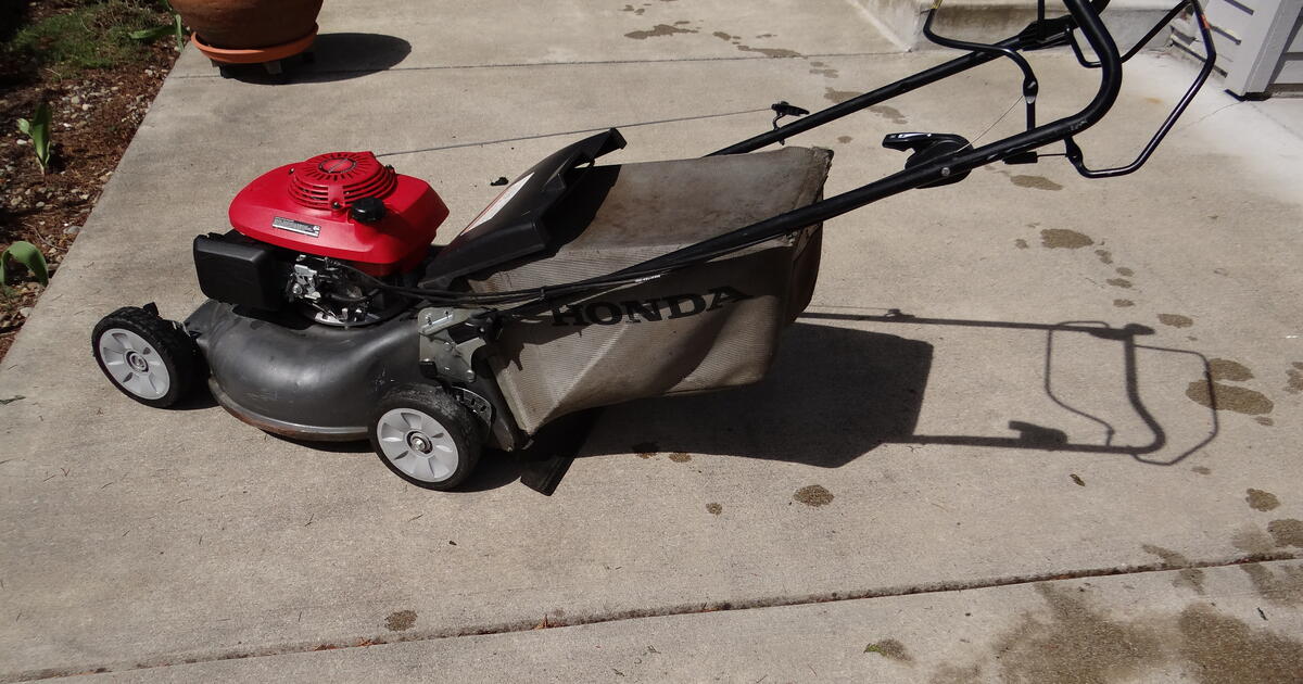 Honda Self-propelled Mower - Model HRR216SDA for $150 in Covington, WA ...