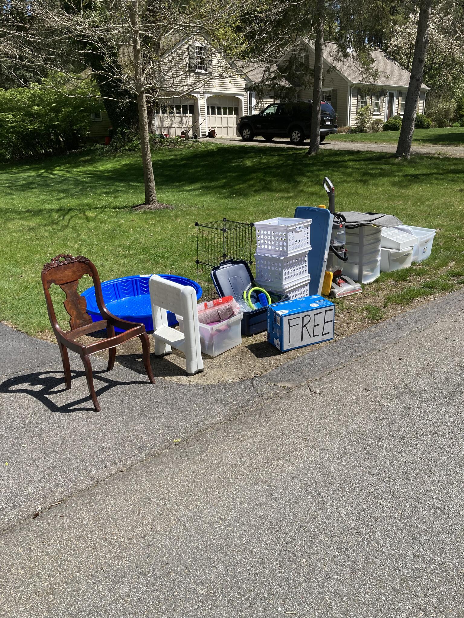 Curb Alert! Lots of Free Stuff! for Free in Wayland, MA | For Sale ...
