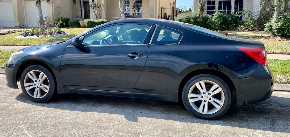 2013 black Nissan Altima 2 door 2.5 S for $2500 in Sugar Land, TX | For ...