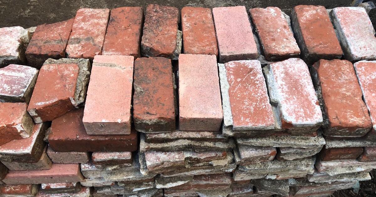 Second hand bricks for Free in Irvine, CA | For Sale & Free — Nextdoor