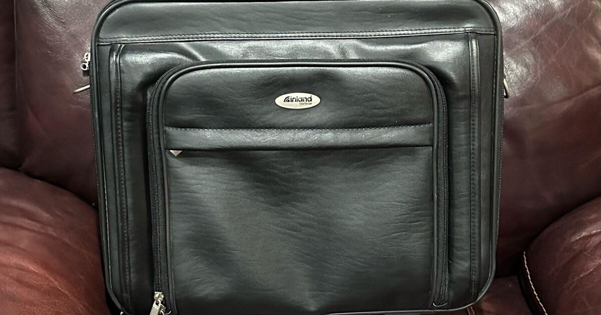Inland Titan Pro Rolling Travel Case Computer Case Carry on Bag for $15 ...