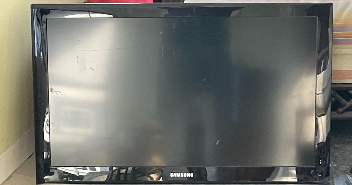 Samsung LN32C530 32-Inch 1080p 60 Hz LCD HDTV for Free in Minneapolis ...
