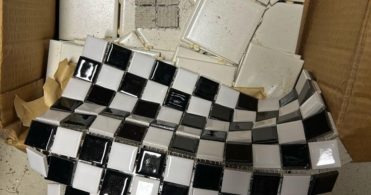 Various spare/scrap tiles - multiples in pictures for Free in ...