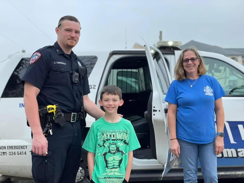 KPD’s unexpected visitor! Welcome! (Kemah Police Department) — Nextdoor ...