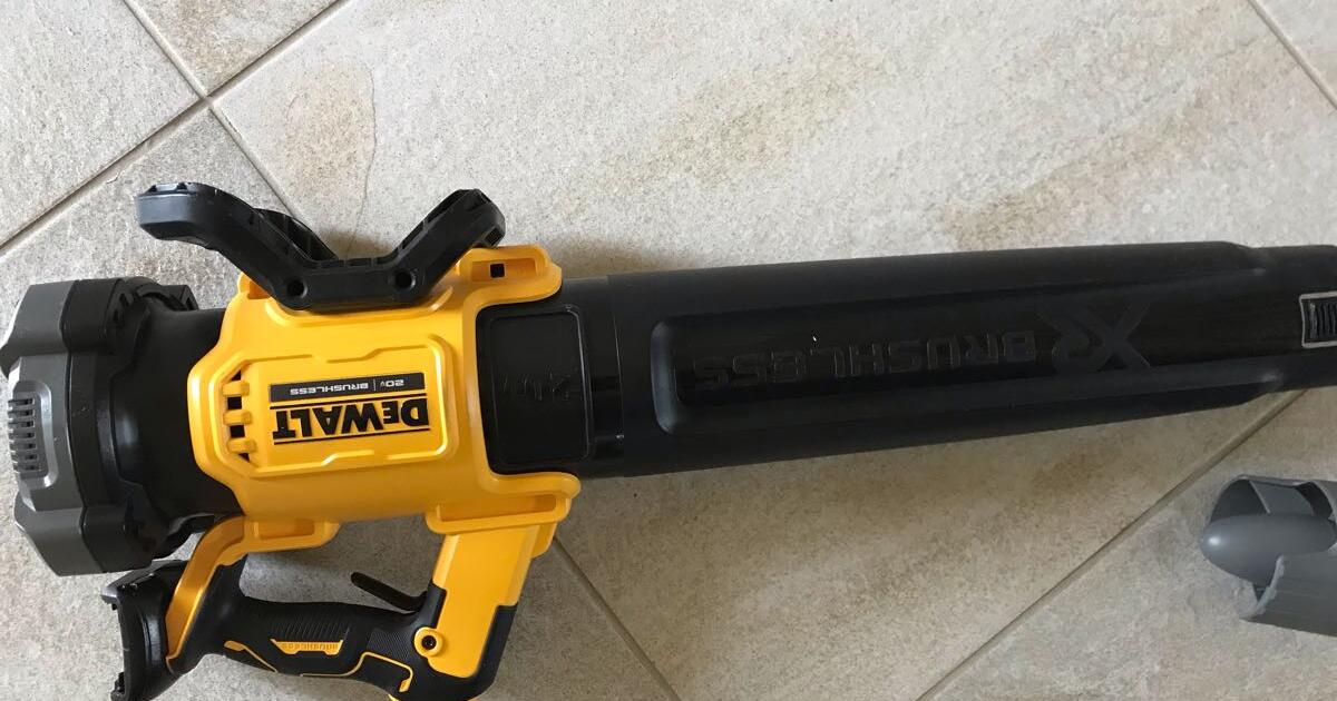 Dewalt 20v Max XR leaf blower (DCBL722) - Brushless, Cordless & Battery ...
