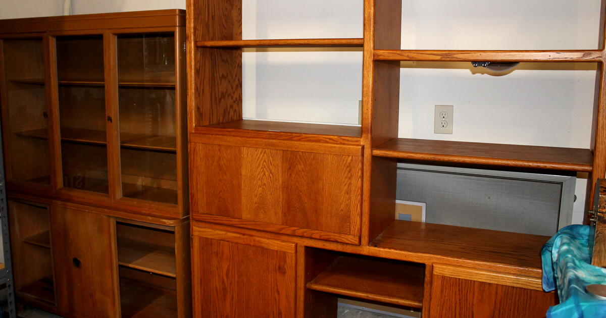 TWO STURDY HARDWOOD BOOKCASES for Free in Federal Way, WA | For Sale ...