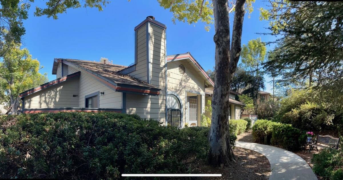 2 BR 2 BA spacious one story condo, end unit, Sunrise Village for $4050 ...