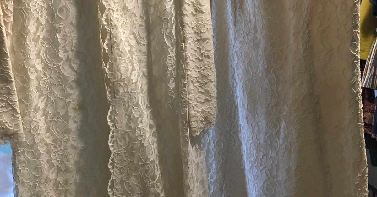 WEDDING DRESS & MATCHING COAT - VINTAGE WITH ELEGANT LACE for $50 in ...