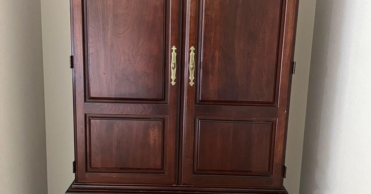 American Drew Bedroom Set for $200 in Arvada, CO | Finds — Nextdoor