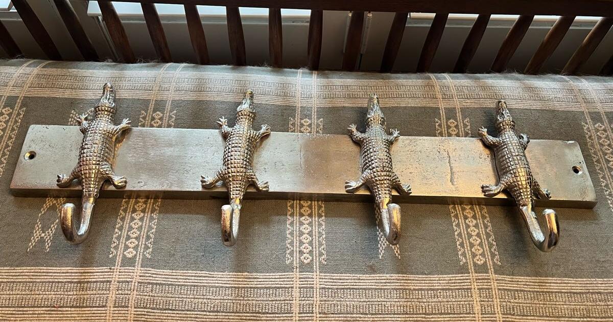 Silver Metal Alligator Wall Hooks Coat Rack or Hat Rack for $20 in ...