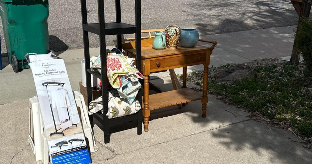 Free items on the curb-shelf, small tables, fabric, garment rack for ...