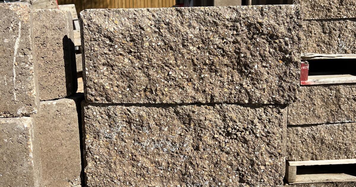 Commercial Grade Retaining Wall Blocks & Pavers for $5 in Eagle, ID ...