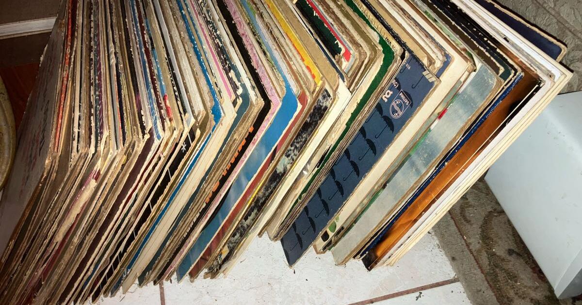 100++ LPs in English and Spanish for $2 in Miami, FL | For Sale & Free ...