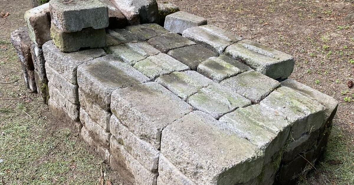 FREE concrete blocks for Free in Kirkland, WA | For Sale & Free — Nextdoor