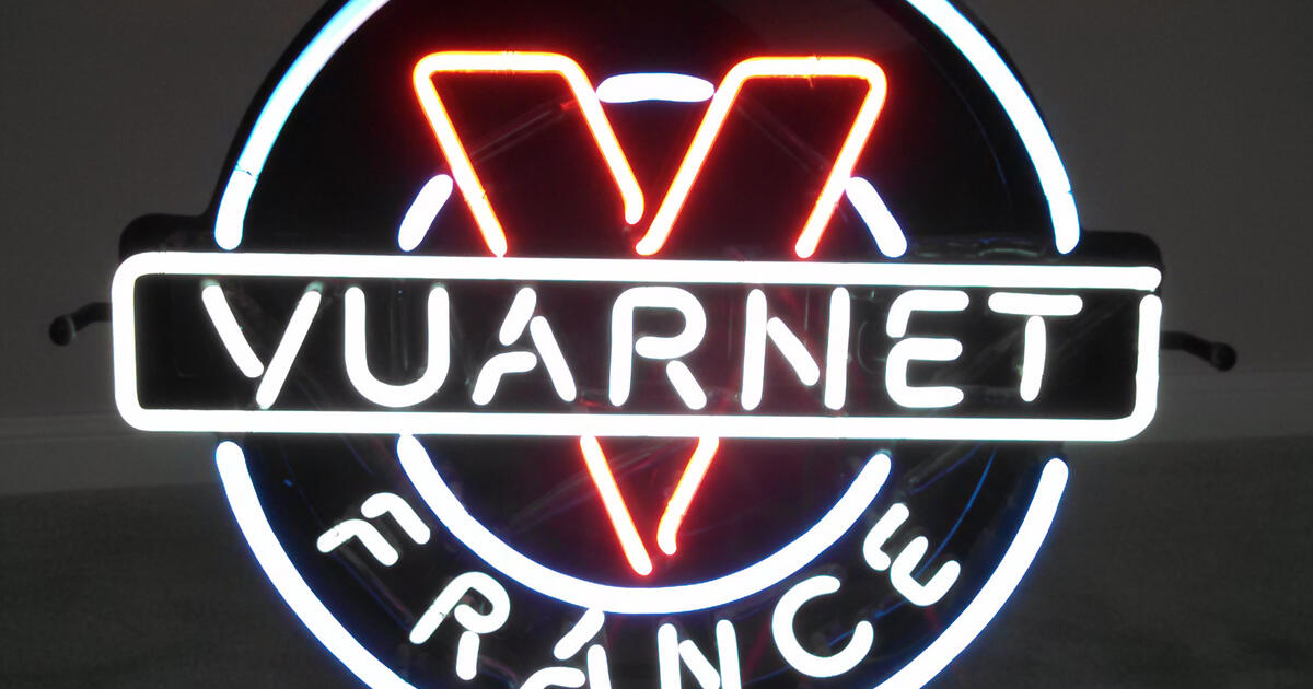 Vuarnet France Neon Sign for $75 in Zephyrhills, FL | For Sale & Free ...