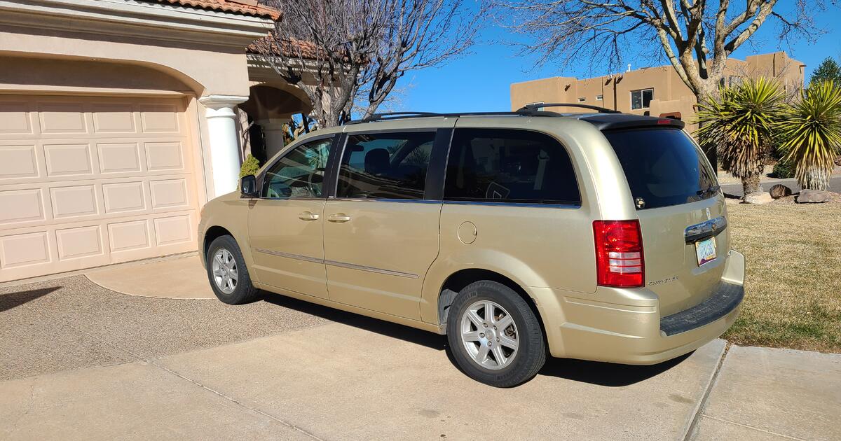 2010 Mini Van for $7650 in Albuquerque, NM | For Sale & Free — Nextdoor