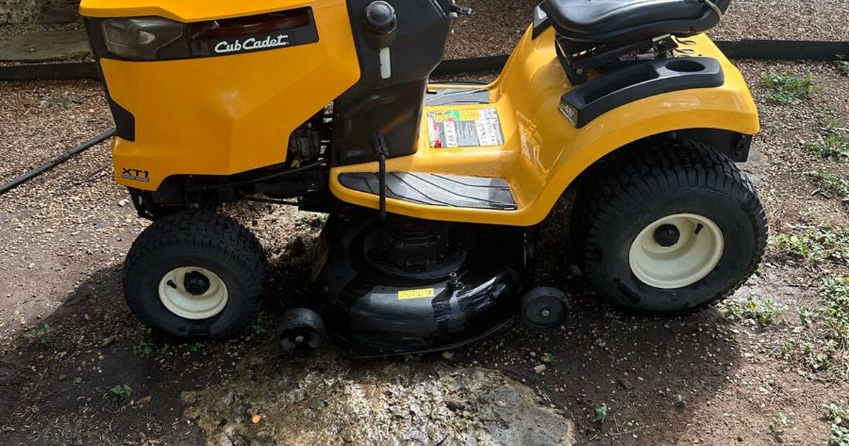 Cub cadet 46 inch XT1 riding lawnmower for $1500 in Bulverde, TX | For ...