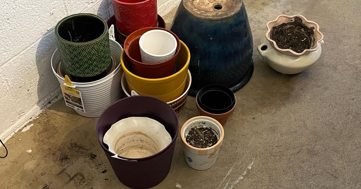 Assorted pots for Free in Ocean View, DE | For Sale & Free — Nextdoor