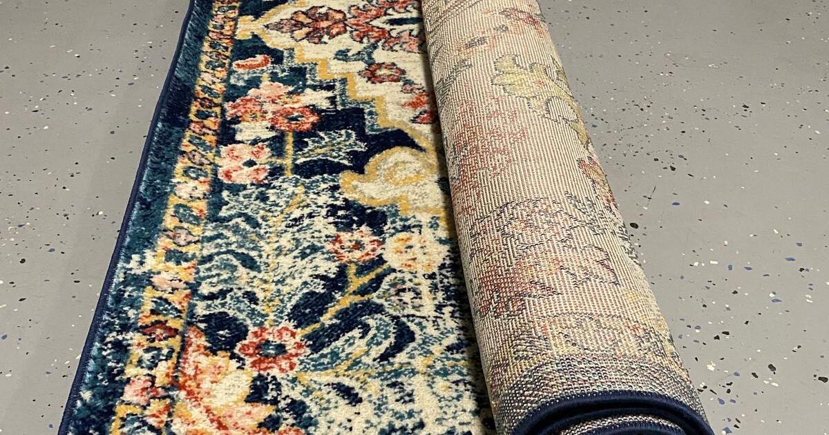 Beautiful Rug- NEW 6’7x9 for $100 in Peoria, AZ | For Sale & Free ...