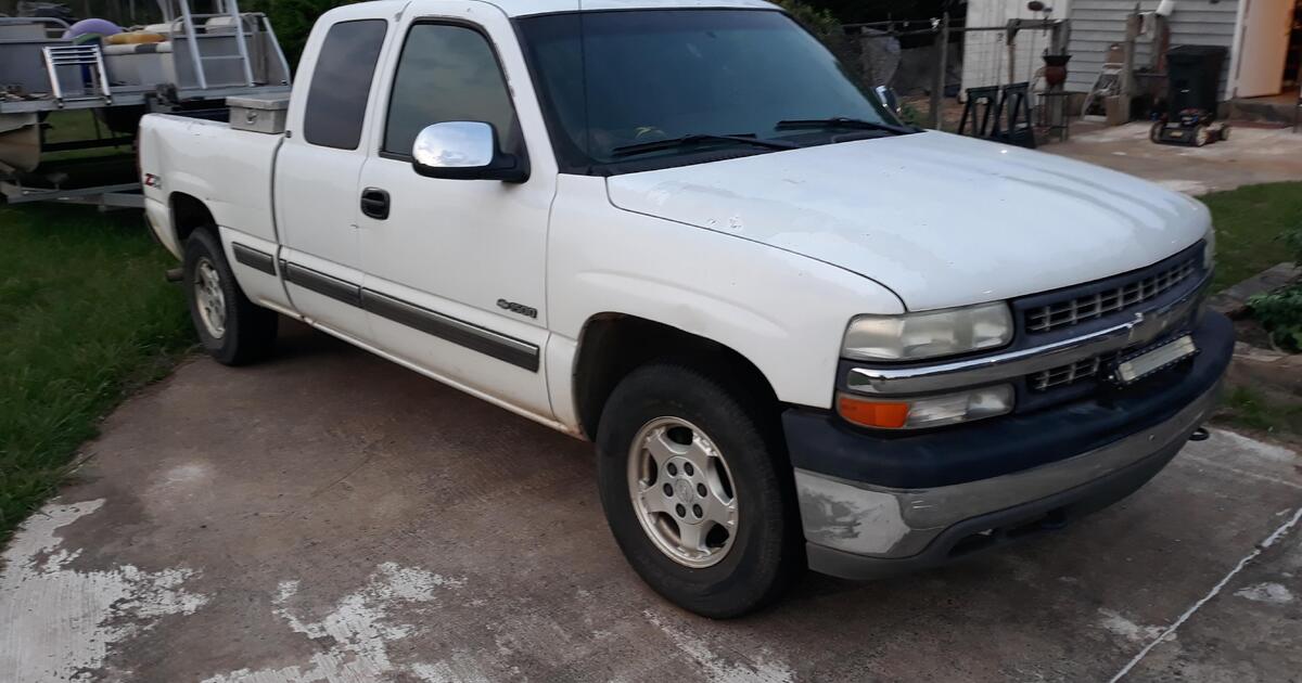 2001 Chevy 1500 Silverado Z71 4x4 Extended Cab w/ Tool Box and Flood ...
