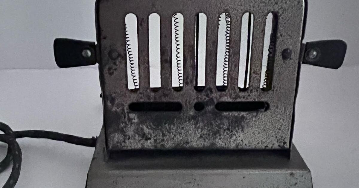 Vintage double sided electric toaster. Untested because cord needs ...