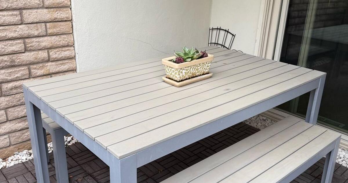 Outdoor Patio Table with 2 Benches for Free in Los Angeles, CA | For ...