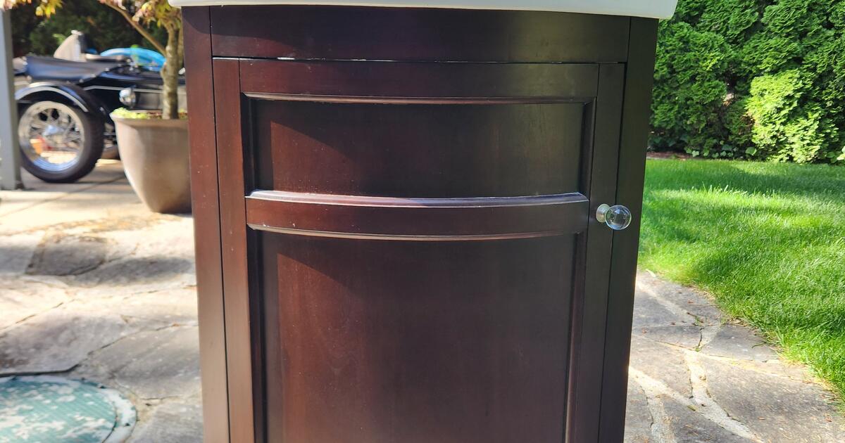 Bathroom Vanity with Sink for Free in Gig Harbor, WA | For Sale & Free ...