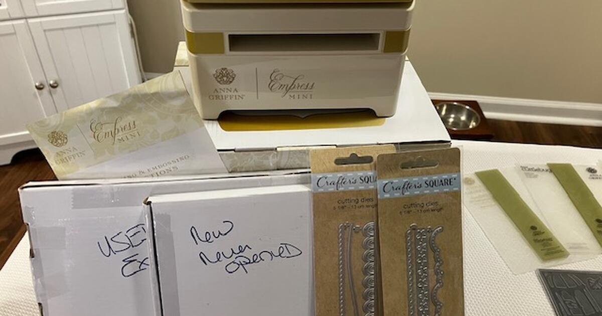 ANNA GRIFFIN EMPRESS MINI EMBOSSING AND DIE CUTTING MACHINE for $150 in ...