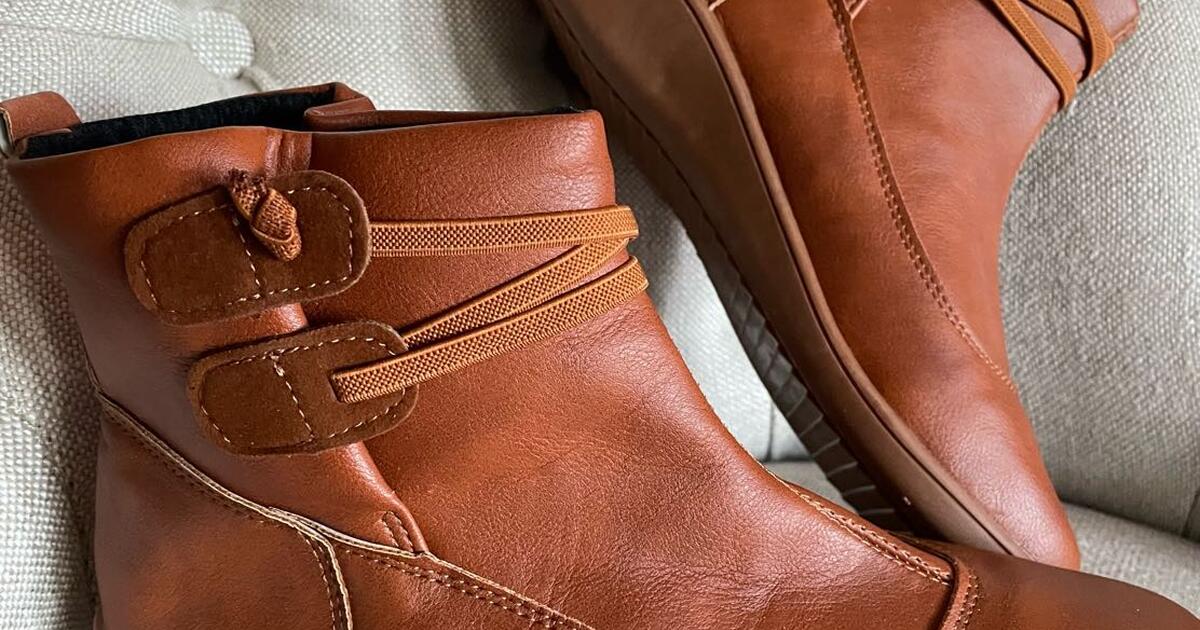 6-6 1/2 Women’s Casual Short Ankle Boots for $15 in Hot Springs Village ...