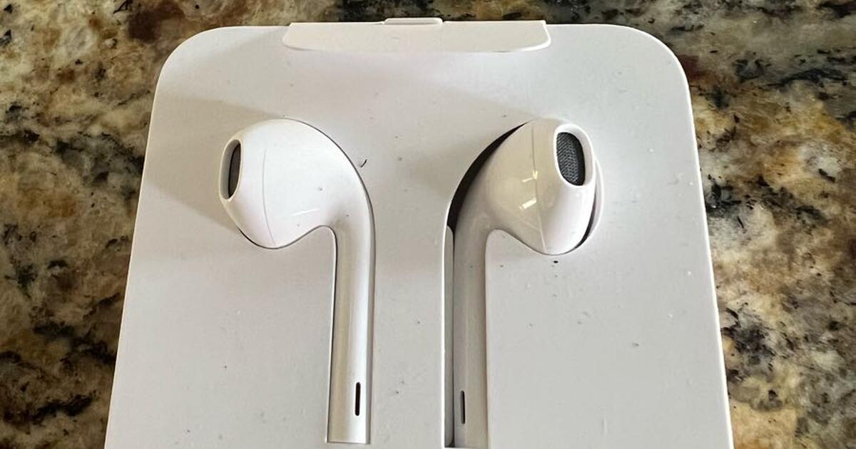 Apple Wired EarPods for $10 in Fort Worth, TX | Finds — Nextdoor
