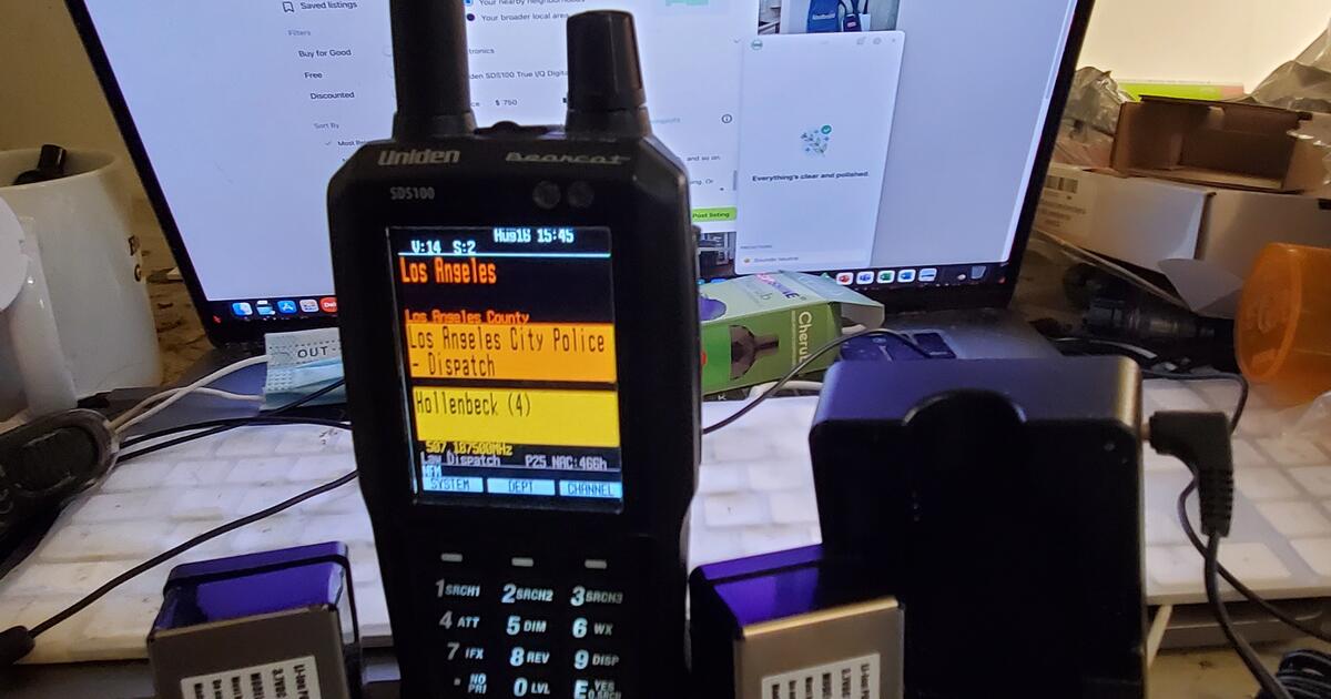 Uniden SDS100 True I/Q Digital Handheld Scanner for $750 in Los Angeles ...
