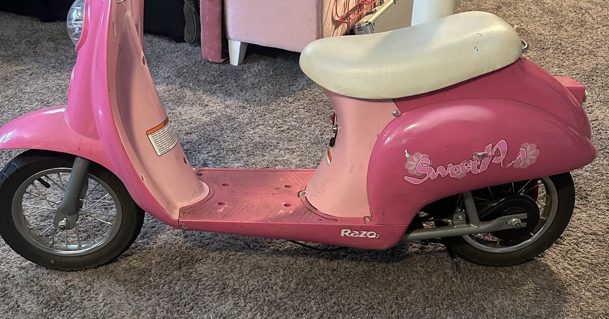 Sweet Pea Razor Scooter for $90 in Woodridge, IL | For Sale & Free ...