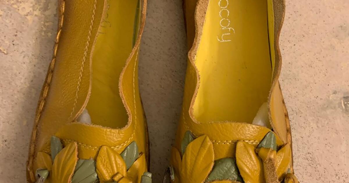 New Yellow and sage leather shoes for $5 in Carlsbad, CA | Finds — Nextdoor
