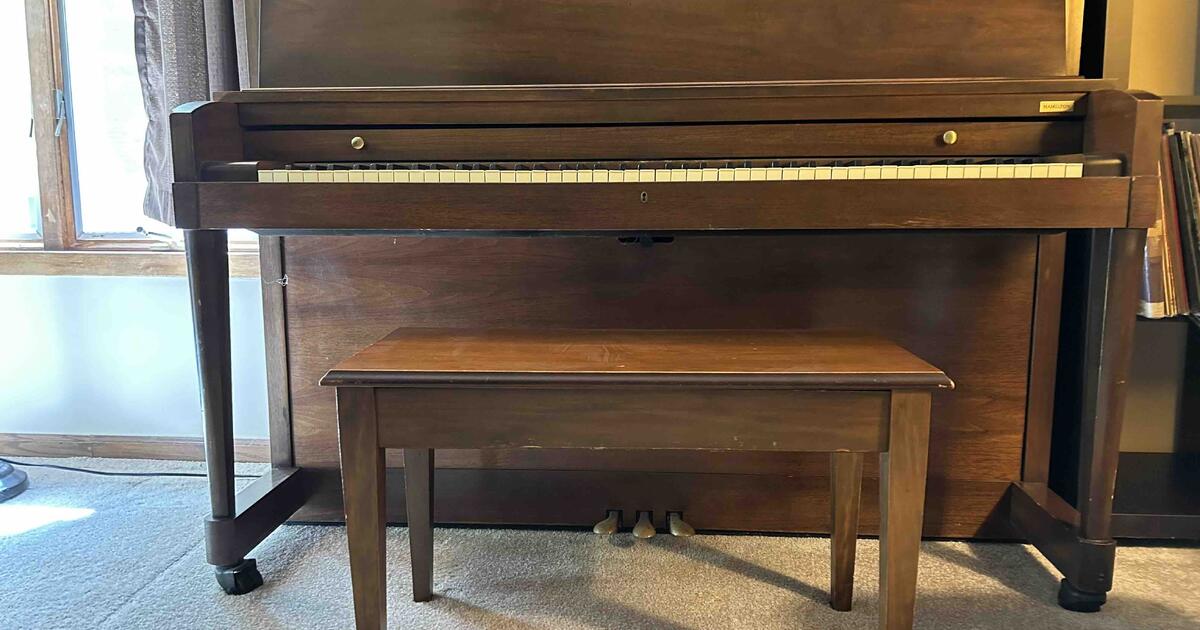 Hamilton upright piano for $20 in South Bend, IN | For Sale & Free ...