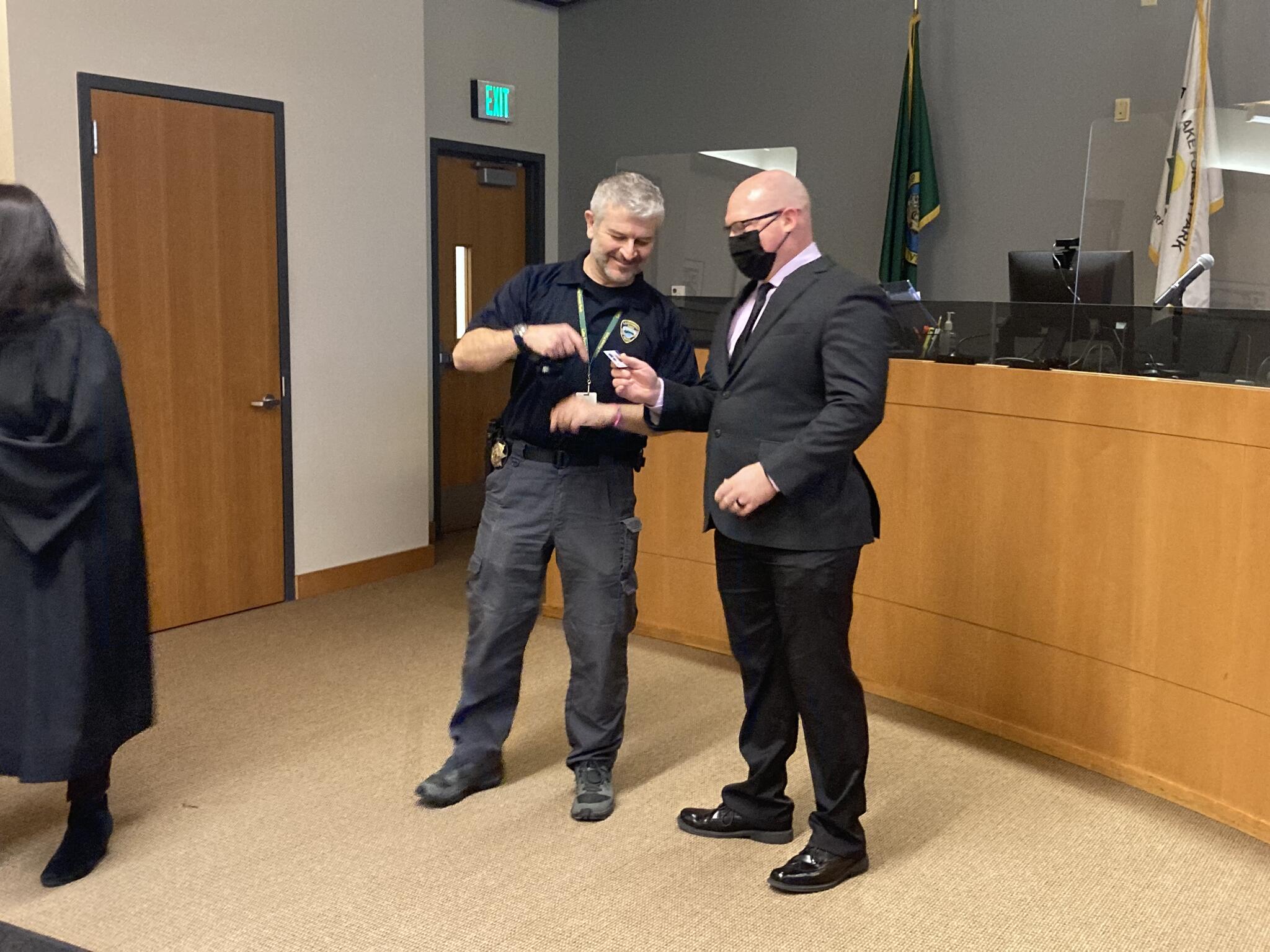 New police officer (Lake Forest Park Police Department) — Nextdoor ...