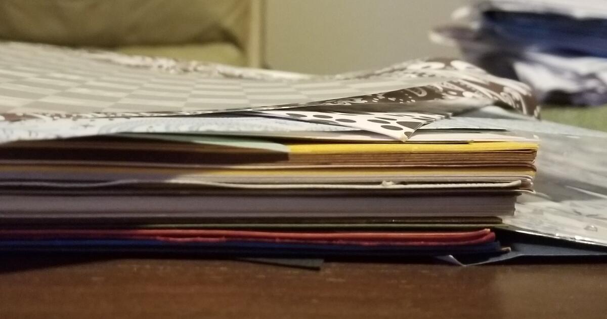 PENDING- Papers-Crafts...FREE for Free in Austin, TX | For Sale & Free ...