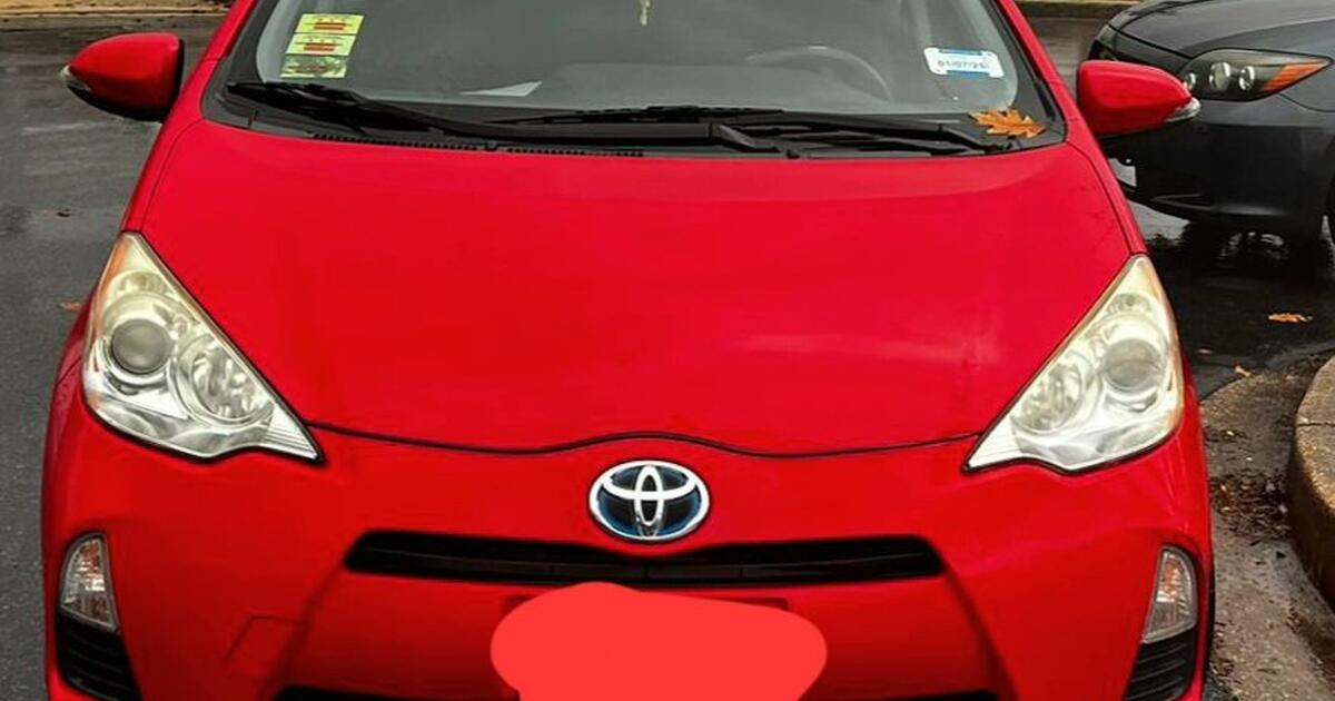 2012 Toyota Prius Hybrid - Super efficient for $5500 in Washington, DC ...