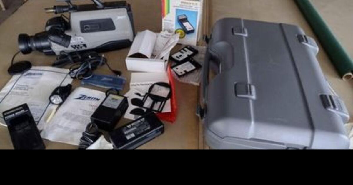 Zenith vhs camcorder for $20 in Ocklawaha, FL | For Sale & Free — Nextdoor