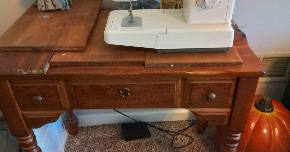 Singer Sewing machine +Cabinet 60.00 for $60 in Dacula, GA | For Sale ...