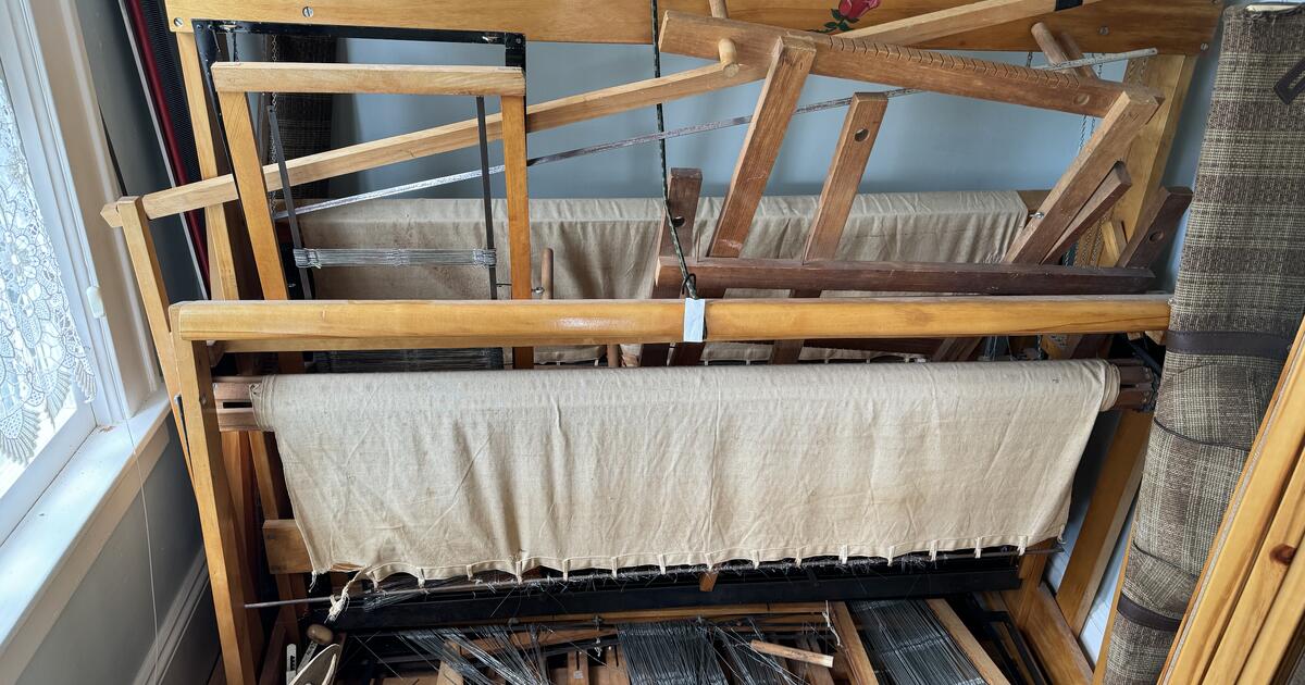 8 harness floor loom for $500 in West Springfield, MA | For Sale & Free ...