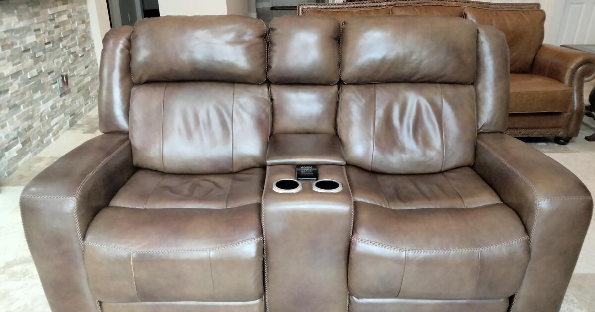 Haverty's Aviator Loveseat Recliner for $1750 in Fort Worth, TX | For ...