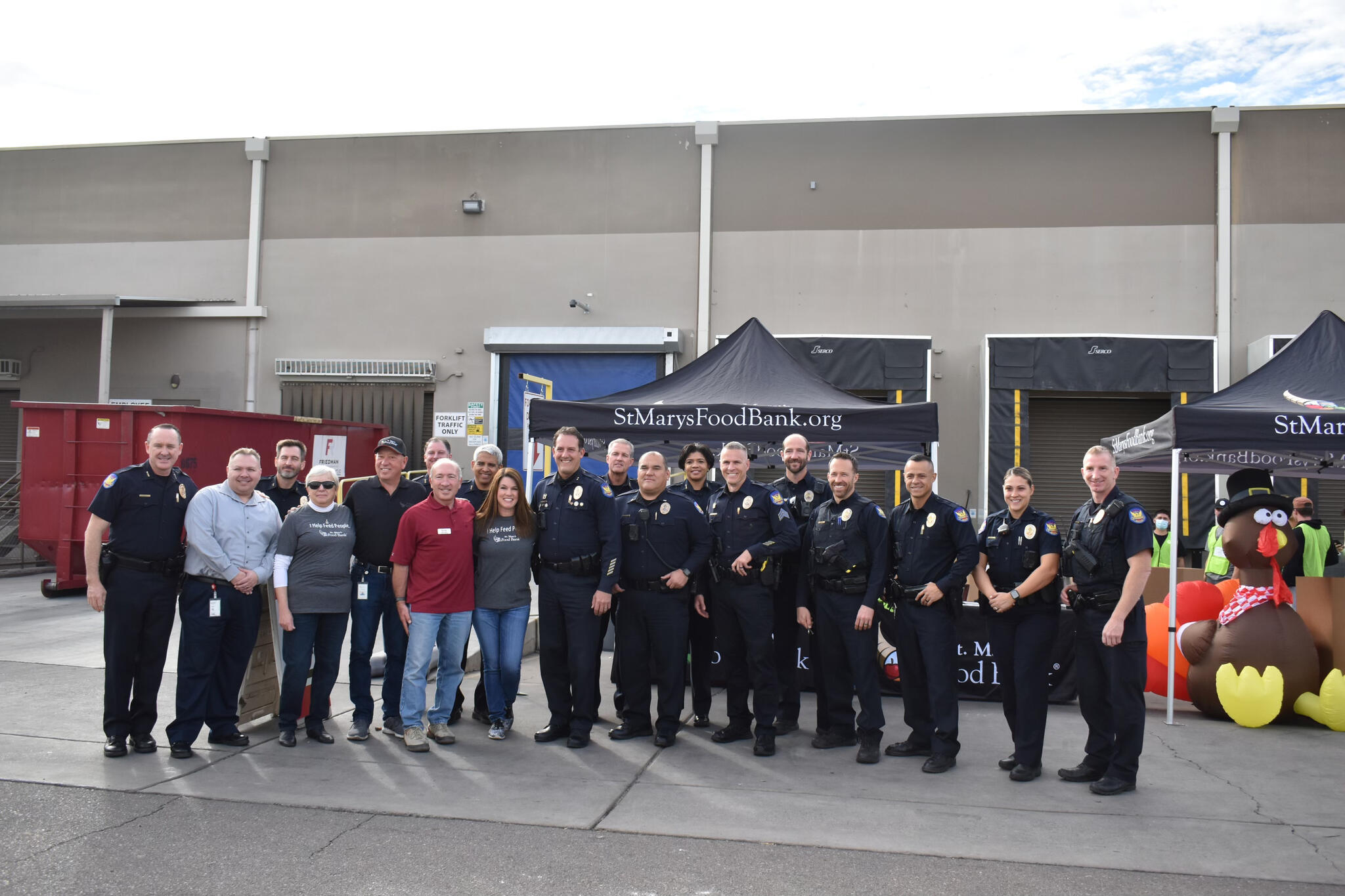 🦃 Desert Horizon Precinct Turkey Drive 🦃 (Phoenix Police Department ...