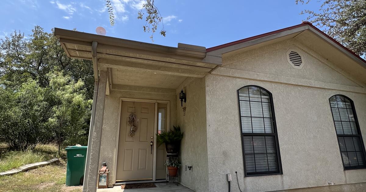 1 bedroom, 1.5 bath condo in Horseshoe Bay for $1000 in Horseshoe Bay ...